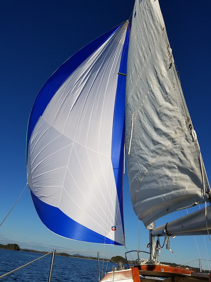 CP22 - Rigging the Asymmetrical Spinnaker for gybing | Sailboat Owners ...
